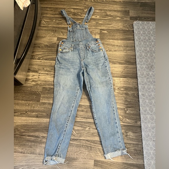 Universal Thread | Jeans | Womens Blue Denim Overalls | Poshmark